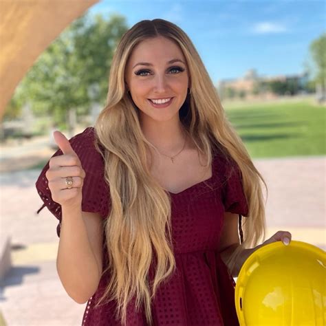 Avery Linhart Linkedin