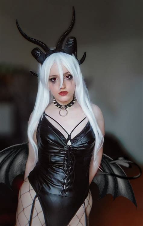 Succubus Cosplay By Teodora20 On Deviantart