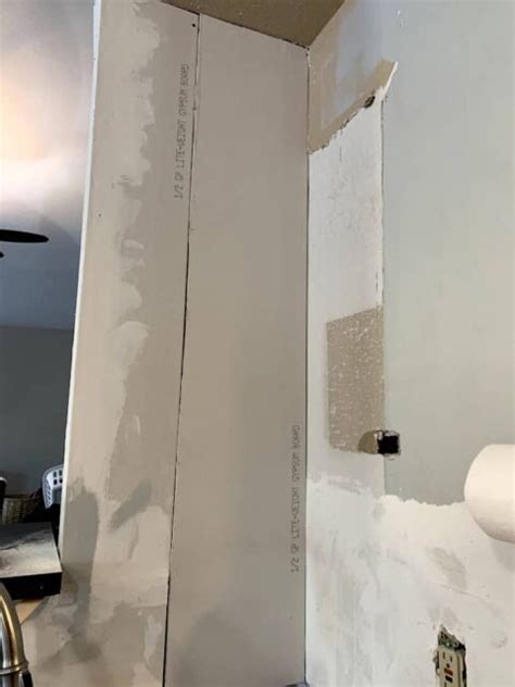 How To Remove Tile Backsplash In EASY Steps Mama And More