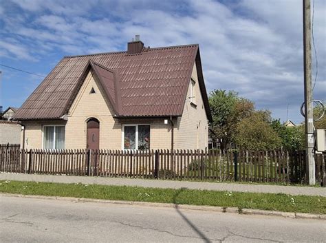 Naujosios Akmenės Mieste Parduodamas Skelbiu Lt