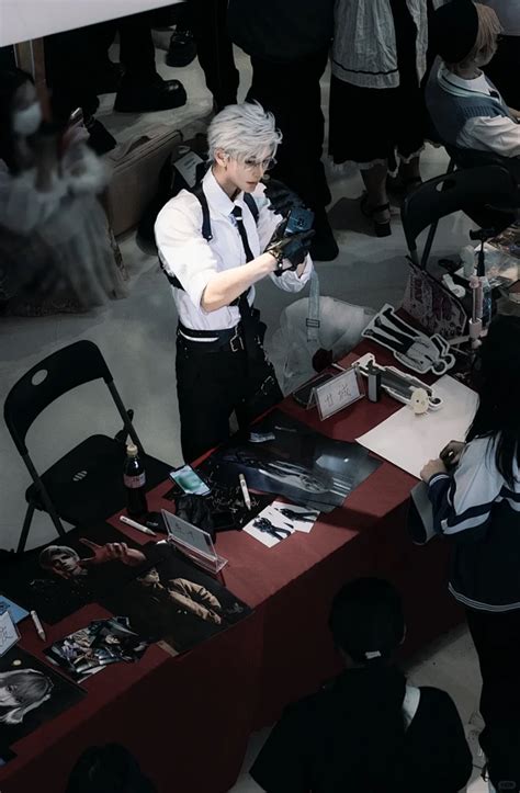 好家伙，漫展上有个一米六的秦彻 小红书 花瓣网