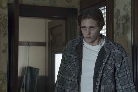 Castle Rock Castle Rock Photo Bill Skarsgård 54 Sur 84 Allociné