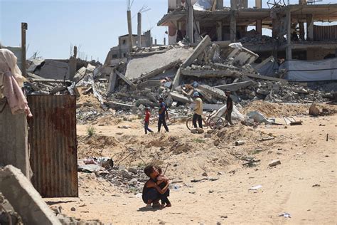 Israel Bombs Gaza After Un Security Council Passes Binding Ceasefire