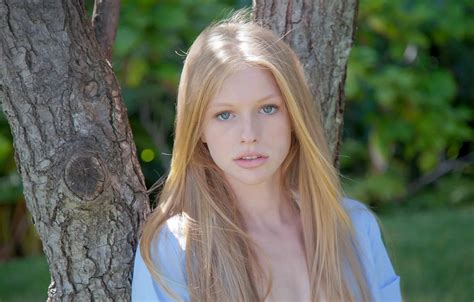 Wallpaper Eyes Look Girl Trees Face Foliage Clothing Hair For