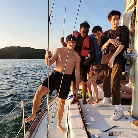Noah Centineo Page Lpsg