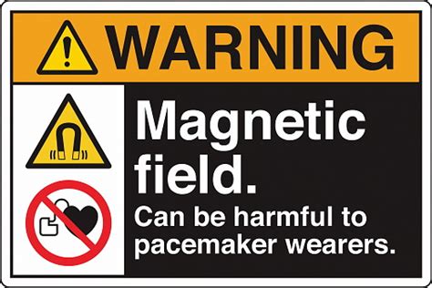 Ansi Z535 안전 표지 표시 라벨 기호 기호 픽토그램 표준 경고 자기장은 심박 조율기 착용자에게 해로울 수 있습니다 텍스트가 있는 두 기호 풍경 검정색 0명에 대한