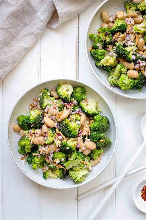 Super Einfacher Brokkoli Salat Rezept Elle Republic Rezept Brokkoli Salate