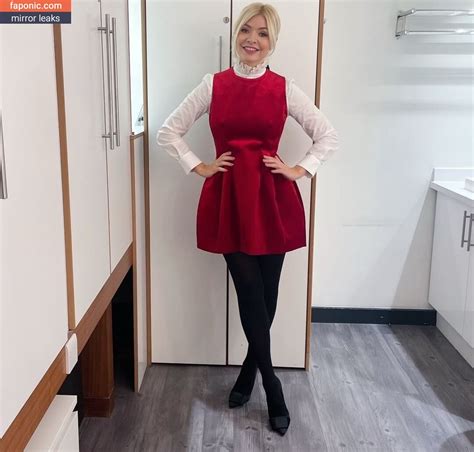 Holly Willoughby Aka Hollywilloughby Nude Leaks Photo Faponic