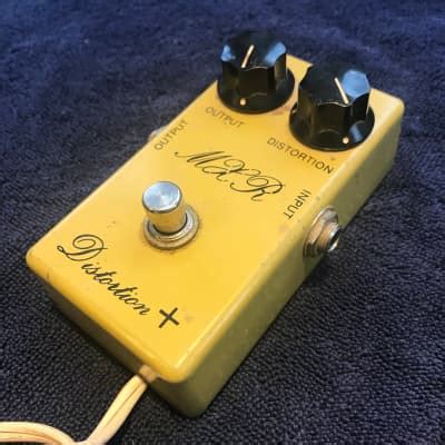 MXR Distorsion Plus Script Reverb