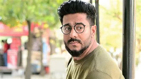 Raj Chakrabarty হাসপাতালে ভর্তি রাজ চক্রবর্তী কী হয়েছে কেমন আছেন বিধায়ক Bengali News