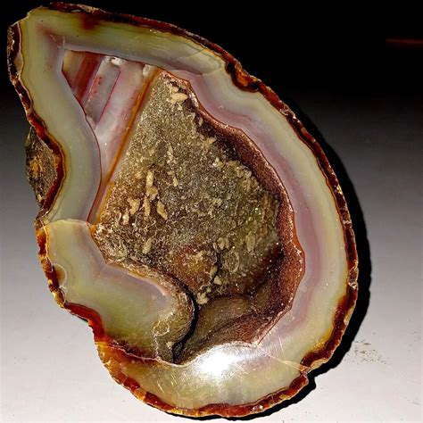 Natural Red Base Fire Agate Geode Healing Stone For Jewelry 10 G At ₹ 3000 Piece In Jaipur