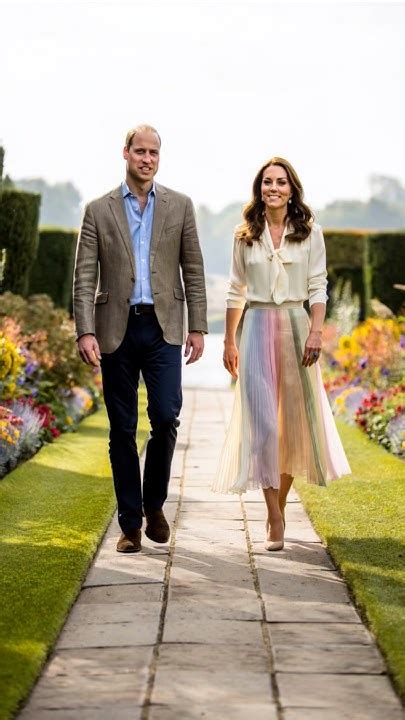 Kate Middleton And Prince William Walking With Grace And Style Youtube