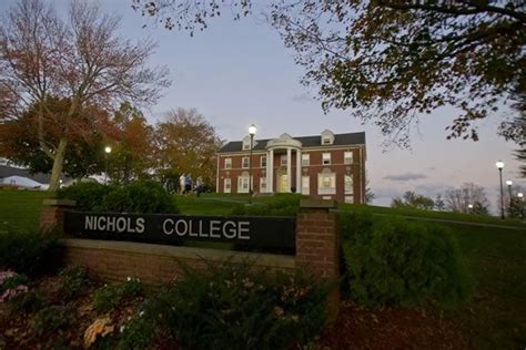 Nichols College Sign And Campus Middlebury College Vermont Wellesley