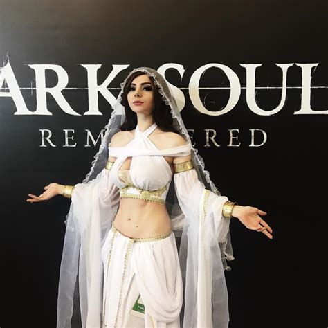Veja Um Cosplay Incrível Da Gwynevere De Dark Souls