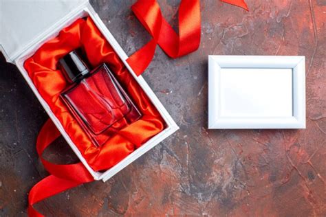 How To Ship Perfume Domestically And Internationally