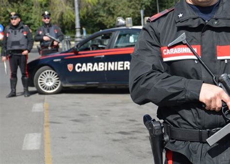 Во италијанскиот град Месина уапсени се 112 лица поради трговија со дрога Сител Телевизија