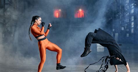 Understanding Javascript Reference Versus Instance