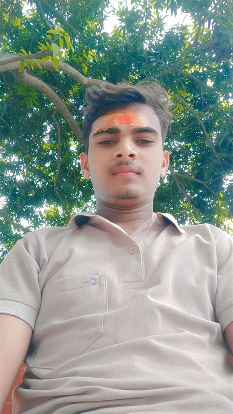 Shailesh Kumar Shailesh 9144 • Threads Say More