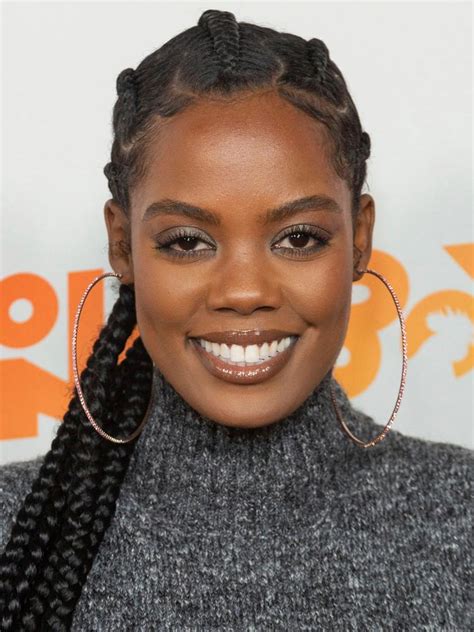 Novi Brown Actress