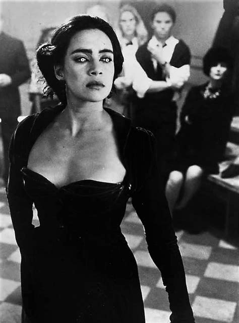 Julie Carmen Vampire