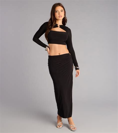 Windsor Cool Girl O Ring Cutout Crop Top At Hamilton Place In
