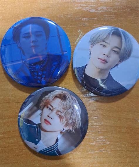 Значок на булавке 4 5 см чимин Jimin бтс комплект 3 шт — цена 100 грн в каталоге Сувениры Купить