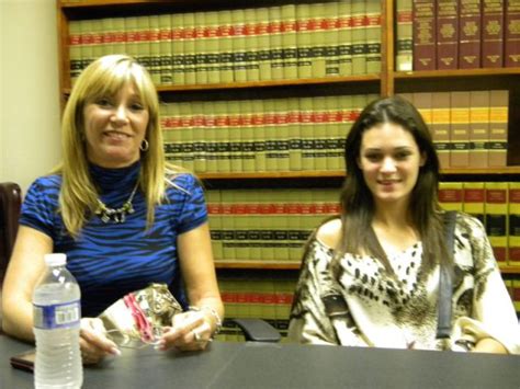 M Re Et Fille Dans Un Film Porno Ensemble L Assurance D Une Vie Meilleure Ben M Me Pas