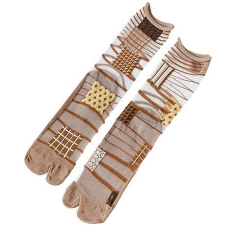 Women Summer Split Toe Polyester Mesh Crew Socks With Geometric