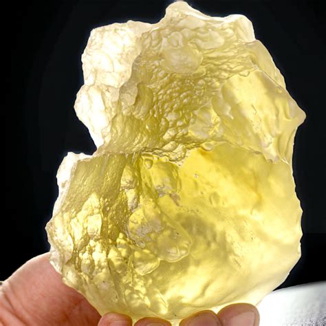 Exceptional Sample Of Libyan Desert Glass Dlg 01