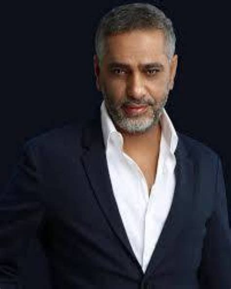 حذر جمهوره من المضللة فضل شاكر الإعلان عن حفلاتي عبر حساباتي