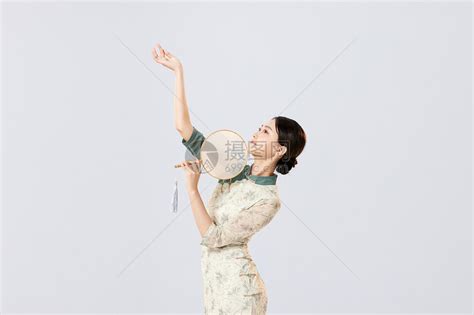 古典东方旗袍美女舞蹈舞者高清图片下载 正版图片501733399 摄图网