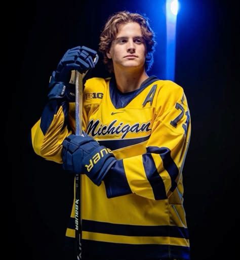 Pin By Alexis Kotanidis On Ethan Hot Hockey Players Hockey Players Nhl Players