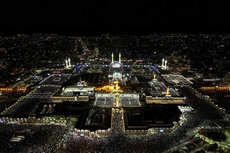 عکس با کیفیت عکس هوایی از حرم امام رضا علیه السلام درگاه اصلی آستان