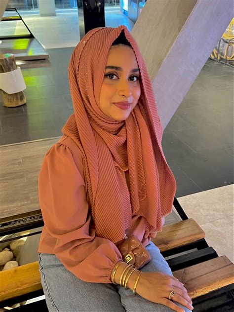 👐🏻hello I Am Here To Make An Appearance As I Have Never Posted Before