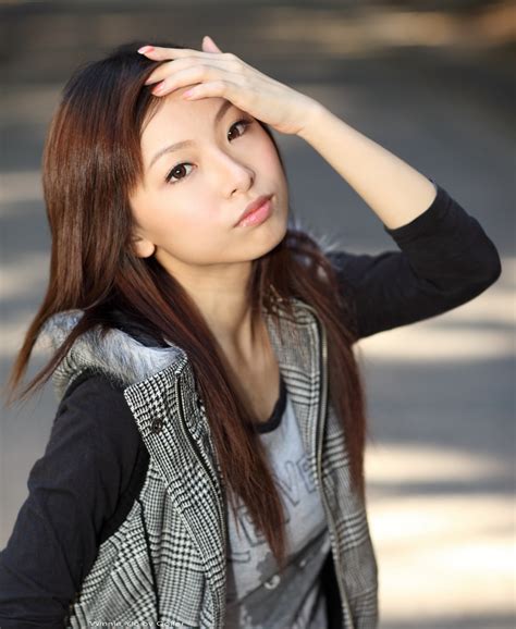 Winnie Yip 20081221 15 Photo Sharing Network