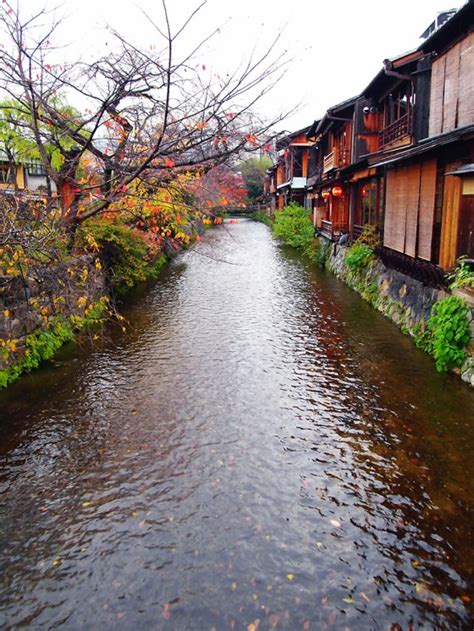 Shirakawa Gion Kyotos Most Beautiful Street Plingthinks