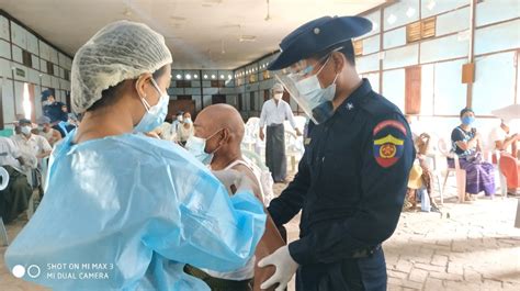 ဝက်လက်မြို့နယ်တွင် ကိုဗစ် ၁၉ ရောဂါ ကာကွယ်ဆေး ကို ပထမအကြိမ်အဖြစ် လူဦးရေ ၅၀၀၀ ဦး ထိုးနှံ ပြီး