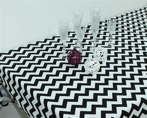 Водовідштовхуюча скатертина — ціна 610 грн у каталозі Скатертини Купити товари для дому та