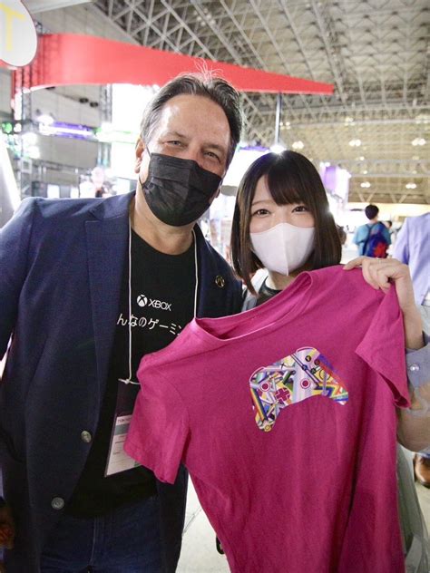 荒木 美鈴🔔ゲーミングmc On Twitter I Am So Honoured To Have Met Phil Thanks