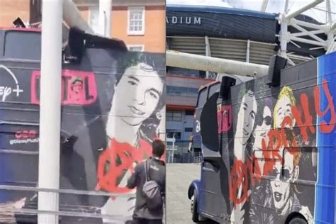 Watch The Moment Sex Pistols Bus Crashes Outside Principality Stadium