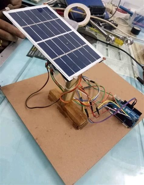 Sun Tracking Solar Panel Using Arduino Uiki Technologies