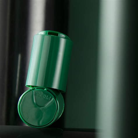 Plastic Dis Top Closures For Cosmetic Packaging