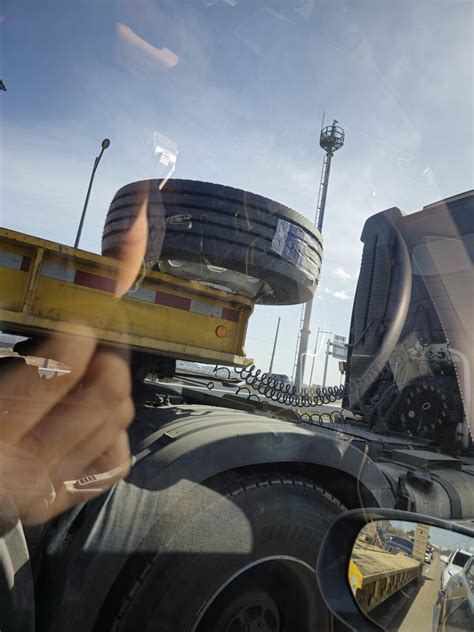 화물트럭에 이러고하니는거 이유가 뭐냐 유머움짤이슈 에펨코리아