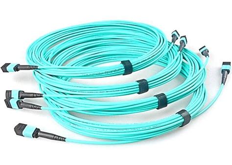 Fiber Optical MTP MPO Patch Cable Blue Core Multimode Fiber Optic Cable
