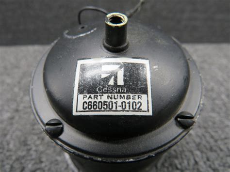 C660501 0102 Alt Pn C2200 L4 1 Cessna Compass Indicator With Dash Mount Lighted No Fluid