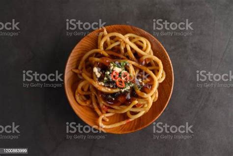 토마토 소스를 곁들인 식욕을 돋우는 스파게티 이탈리안 파스타 0명에 대한 스톡 사진 및 기타 이미지 0명 건강한 생활방식 건강한 식생활 Istock