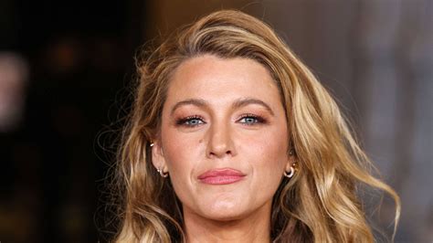 Blake Lively Sieht Neue Klage Von Krisen Pr Firma Gelassen
