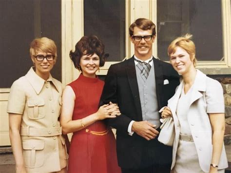 My Dad With My 3 Aunts On His Wedding Day 1970 Oldschoolcool