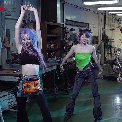 Sakura And Eunchae Le Sserafim Duo Icon