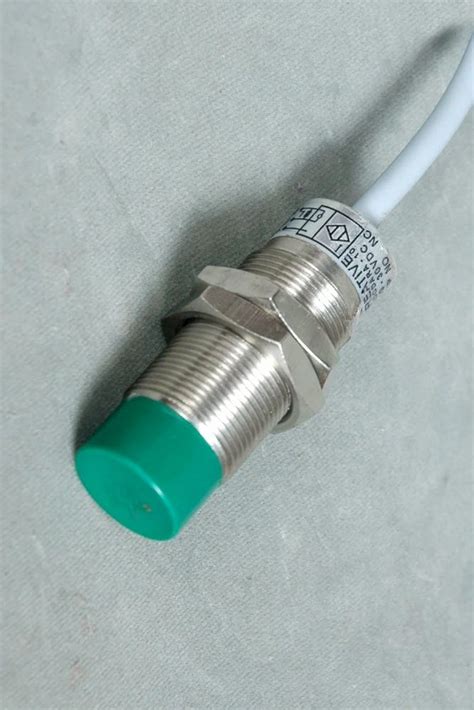 Proximity Sensor At ₹ 264 Piece Proximity Switch In Vadodara Id